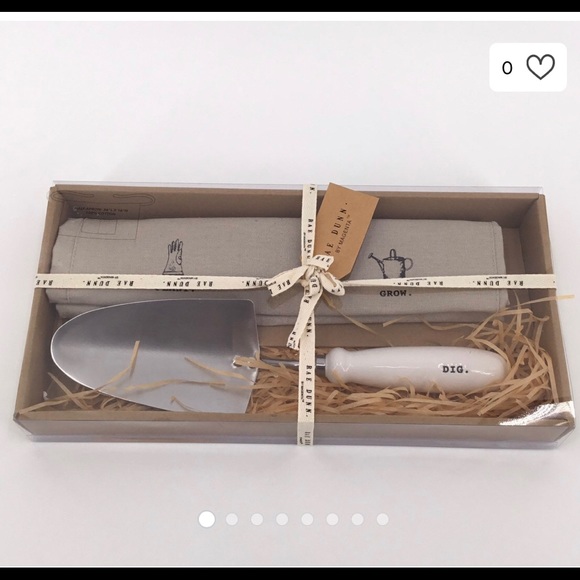 Rae Dunn | Other | Rae Dunn Garden Set Dig Shovel Gardening Apron ...